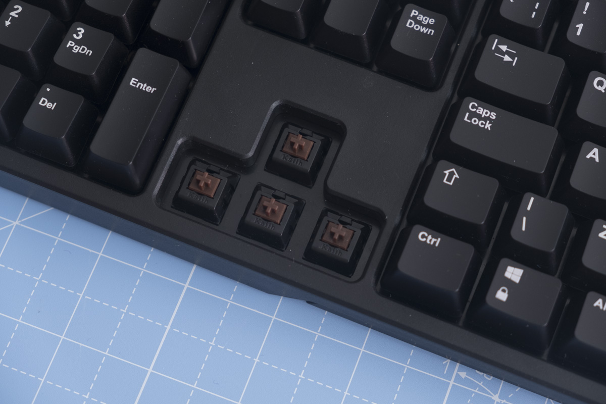 Test-driving the left-handed keyboard – The Keyboard Company